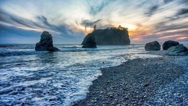 Top 10 Cold Beaches Around the World - Nature Worldwide